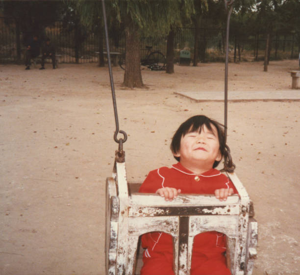 Do You Remember Those 80s Playground Equipment? - playideamagic.com